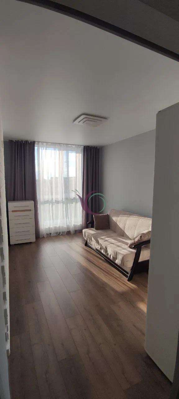 Простора 1-к. квартира в Галицькому районі за вул. Героїв Майдану ...